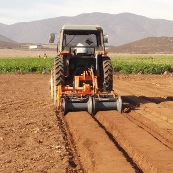 Agricultural machinery for the working of the soil. Digging Machines ...